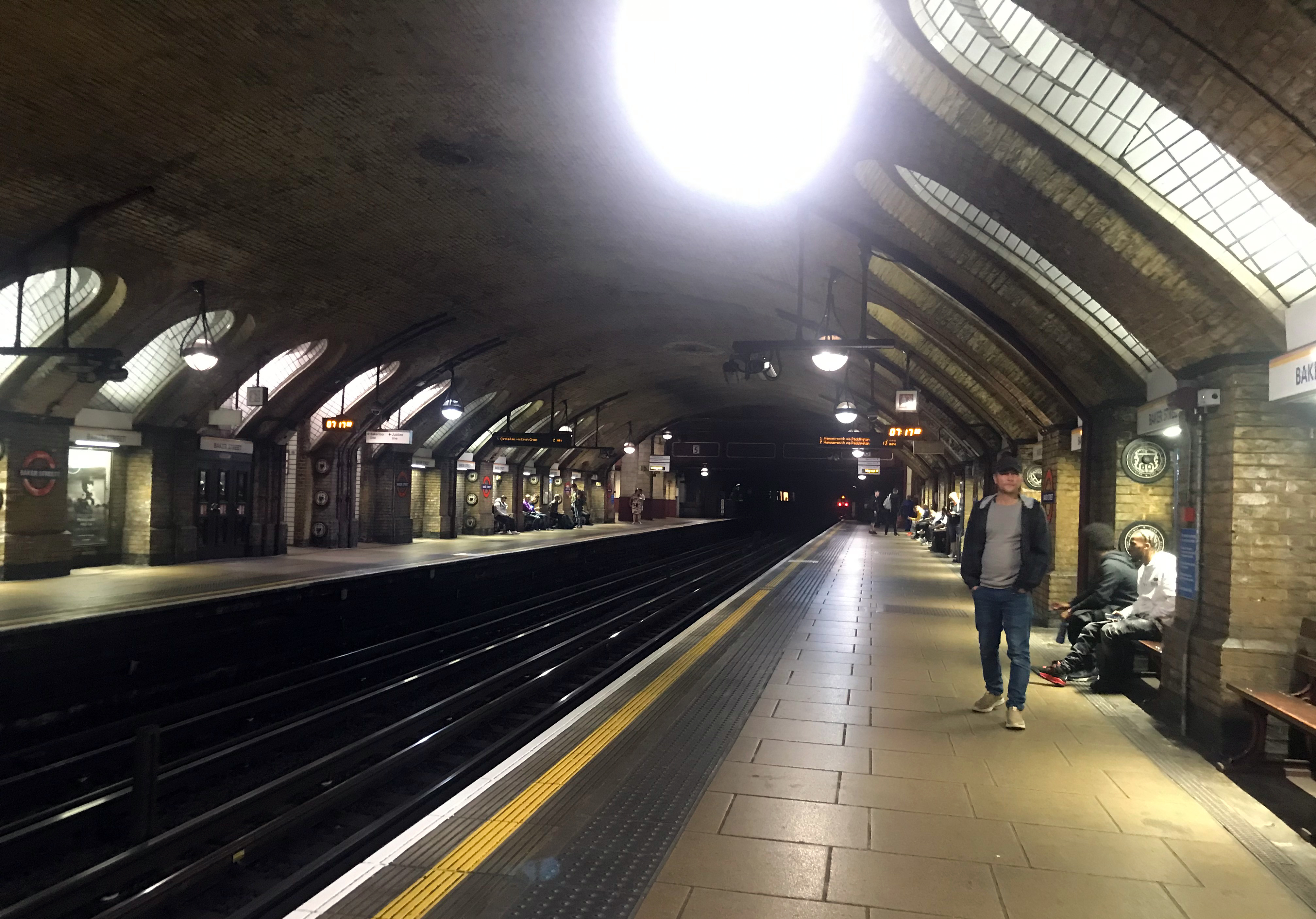 Walk the Circle Line – Lwalks.London